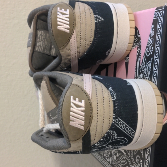 Nike | Shoes | Travis Scott Sb Special Box Ds Og All | Poshmark
